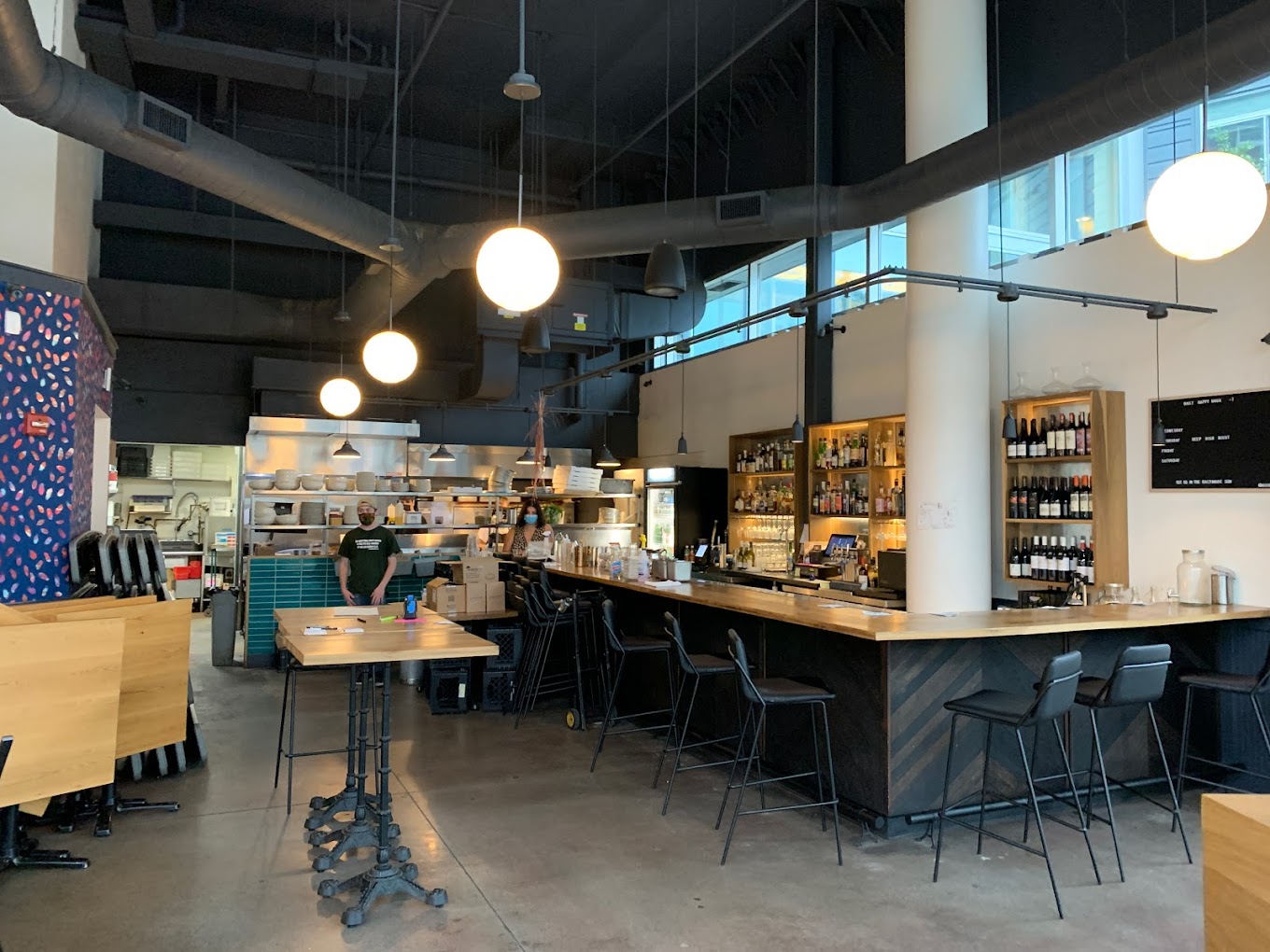 A first in neighborhood dining: table service 7 days a week at Noona’s ...